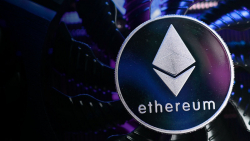 Ethereum (ETH) Drops to Important Support Level, Potential Rally Ahead - AiCoin