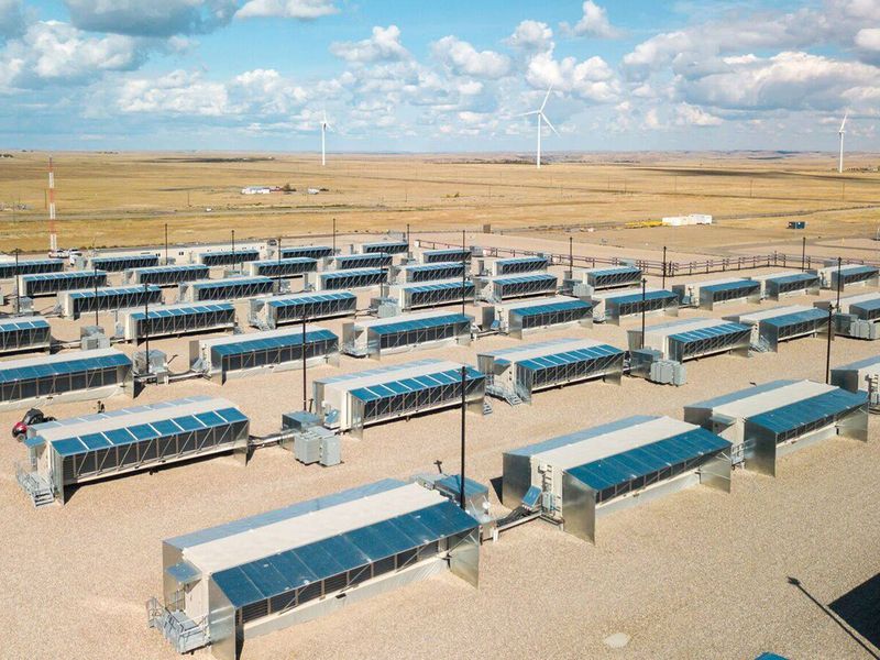 Hut 8's Alberta Bitcoin Mine Running at 15% Installed Hashrate Due to ...